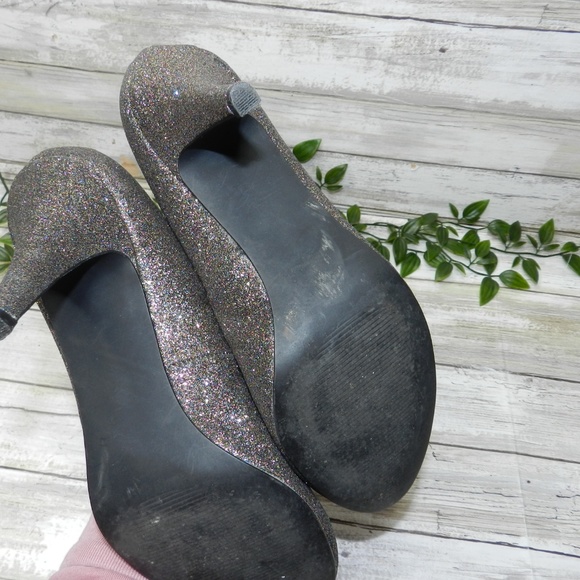 Fergalicious | Shoes | Fergalicious Womens Utopia Rainbow Glitter 95 ...
